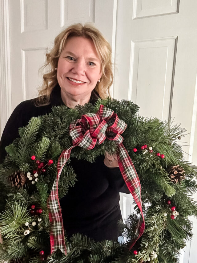 How To Make A Classic Christmas Wreath My Family Thyme